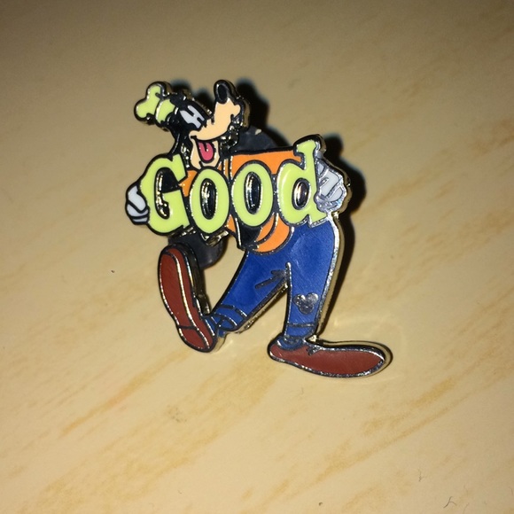 Disney | Jewelry | Disney Goofy Pin | Poshmark